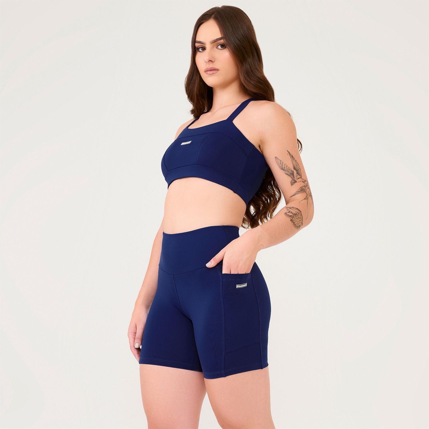 SHORT ESSENTIAL AZUL MARINHO POLIAMIDA COM BOLSO