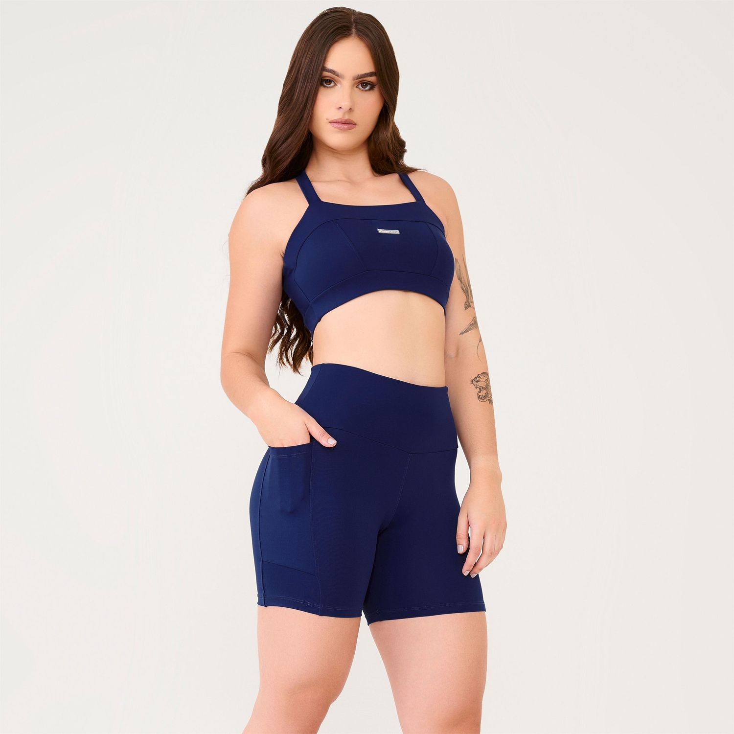 SHORT ESSENTIAL AZUL MARINHO POLIAMIDA COM BOLSO